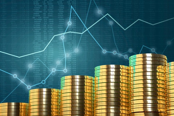 Nine things to know about money market funds vs cash savings